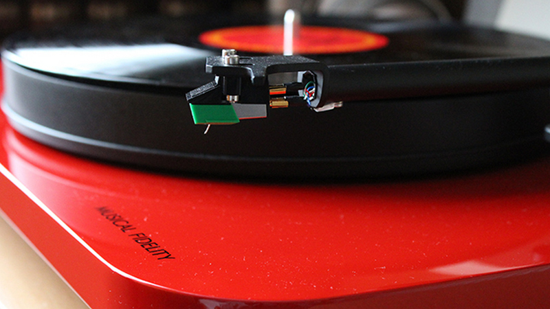 Проигрыватель виниловых пластинок Musical Fidelity Round Table - купить ...