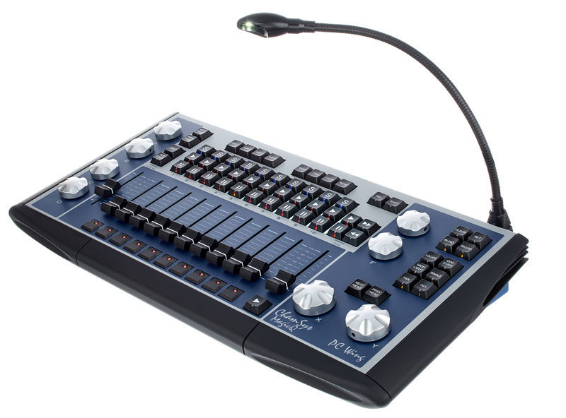 Управление светоприборами Chamsys MagicQ PC Wing compact - купить в ...