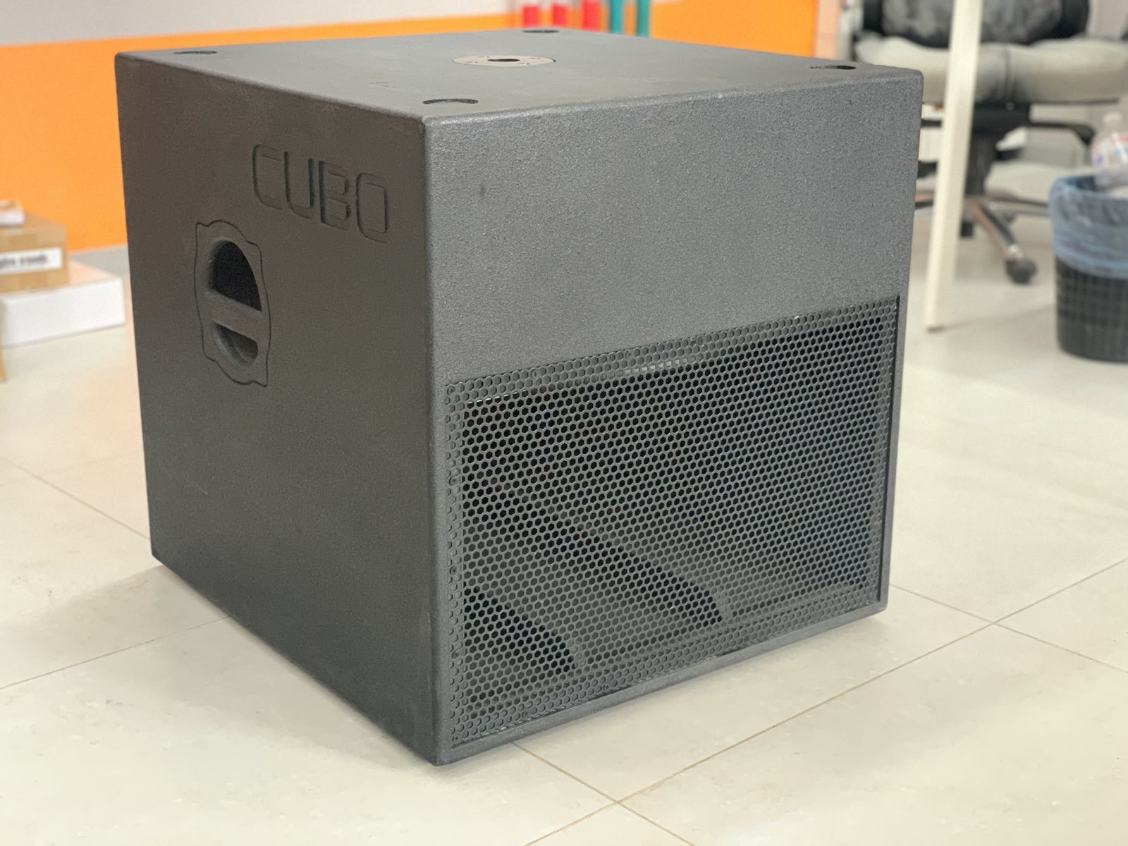 Сабвуфер CUBO 18" 1200W - купить в Одессе, Киеве, Украине | Артикул ...